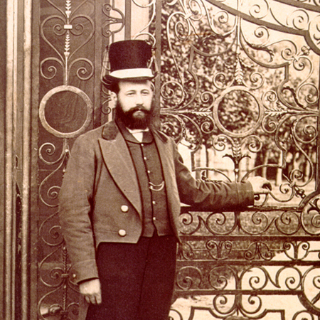 Historic servants and staff